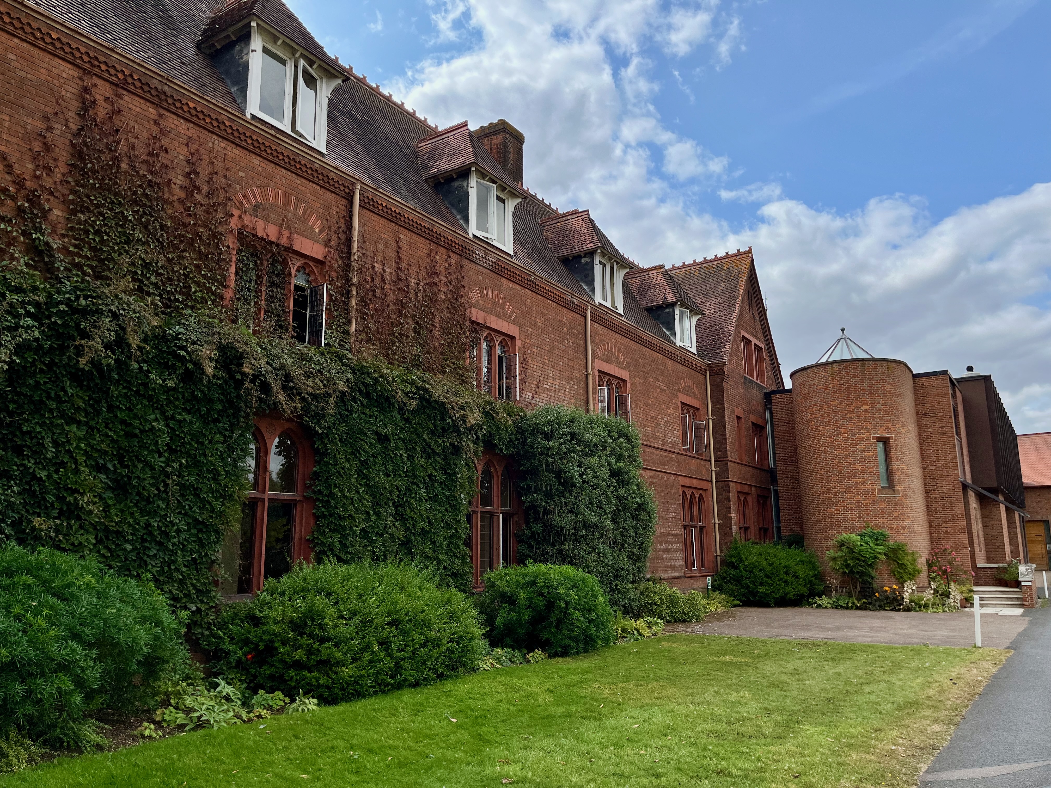 Lorna Lloyd at Girton College Cambridge: evidence from the Girton ...